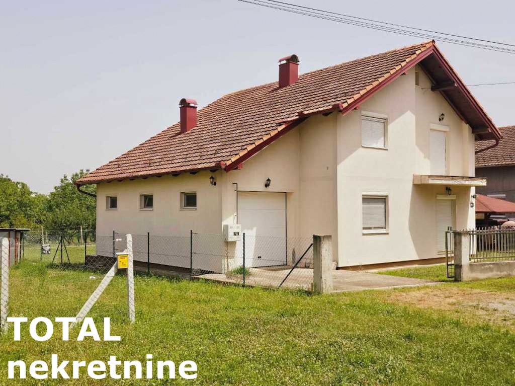 PETROVARADIN - PUCKAROS - 225. 00 m2