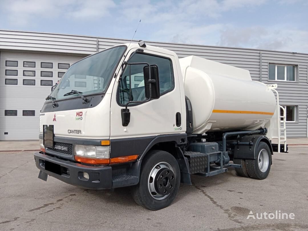 Mitsubishi Canter autocisterna za gorivo