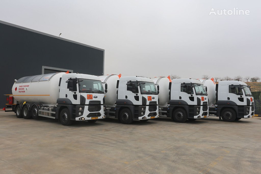 Nova YILTEKS NEW BOBTAIL TANK TRUCK cisterna za gas