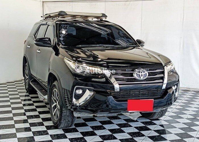 Toyota FORTUNER terenac