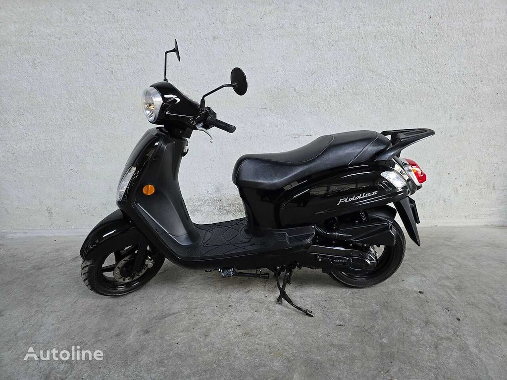Prodaje se SYM Snorscooter skuter na aukciji
