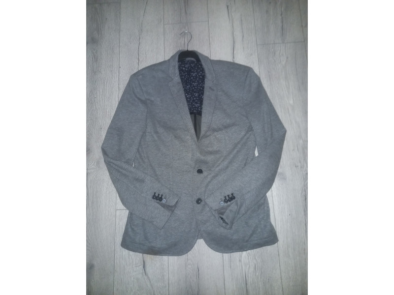 PULL&BEAR SAVRSEN NOVI SAKO XL MEX 42