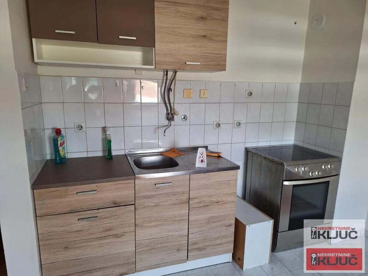 Prodaja, jednosoban stan, 23m2, Bulevar Oslobodjenja, Novi Sad, Novi Sad