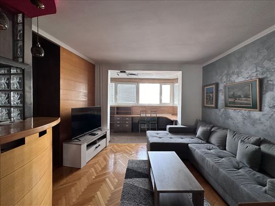 Izdajemo odličan stan u Durmitorskoj, 48 m2