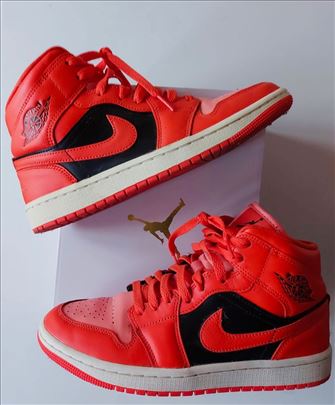 Nike Patike Air Jordan 1 SNIZENJE