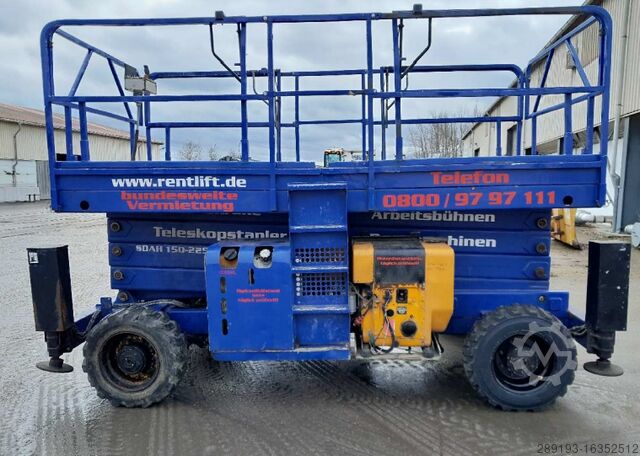 Podizanje makaza
Haulotte H15 SDX Diesel 15m