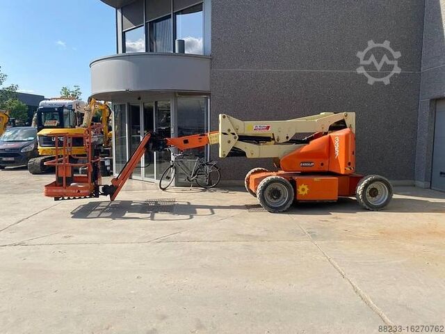 Artikulisan bum lift
JLG E400AJP