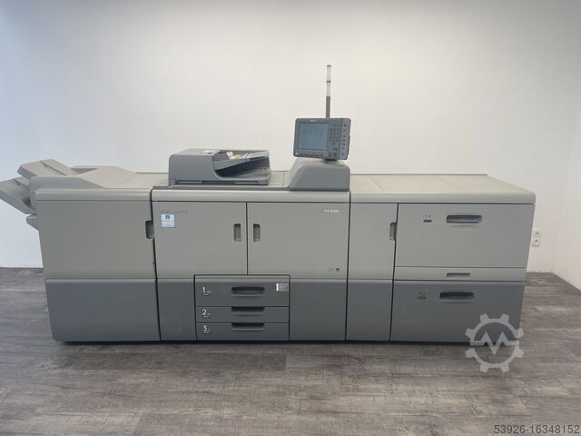 Digitalni
Ricoh Pro 8200S incl. finisher, paperdeck