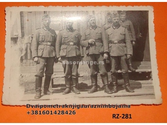 Grupa nmačkih vojnika (RZ-281)