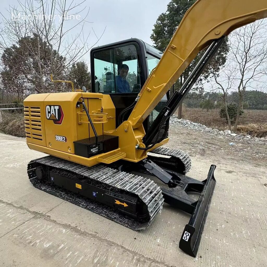 Caterpillar 306E2 bager guseničar