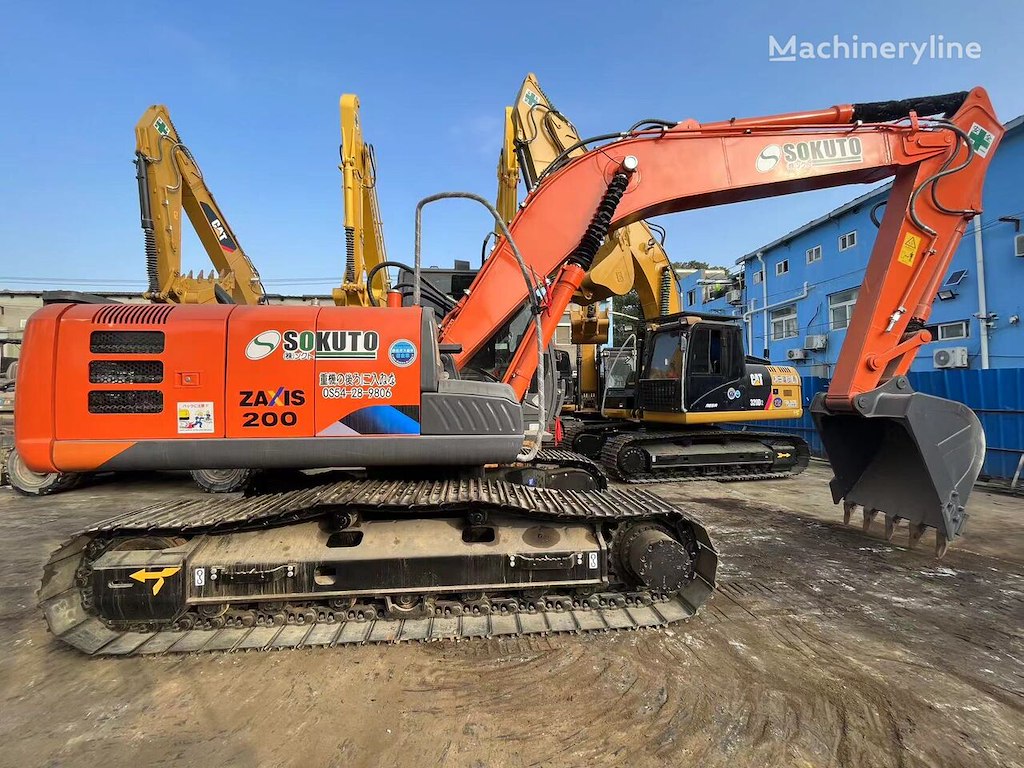 Hitachi ZX200 bager guseničar