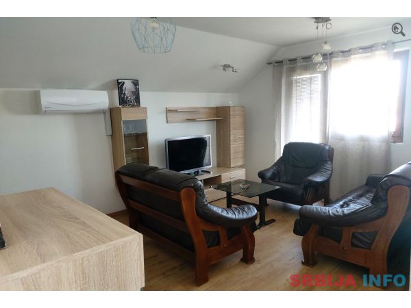 Trosoban Apartman Lb boka 216 Beograd Zvezdara