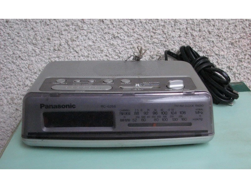 = Panasonic RC - 6266 - radio sa satom