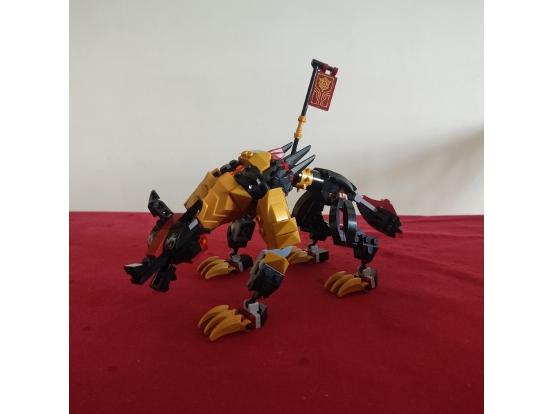 Lego Ninjago lovac na zmajeve