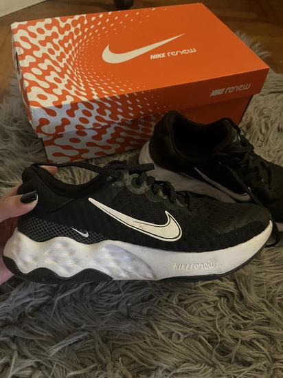 NIKE RENEW RIDE 3