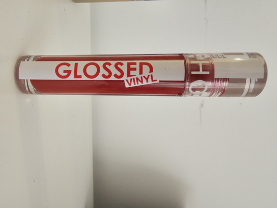 Sephora glossed vinyl - All-powerefull red