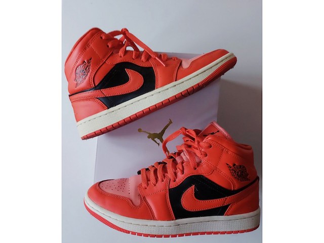 NIKE Patike Air Jordan 1 SNIZENJE