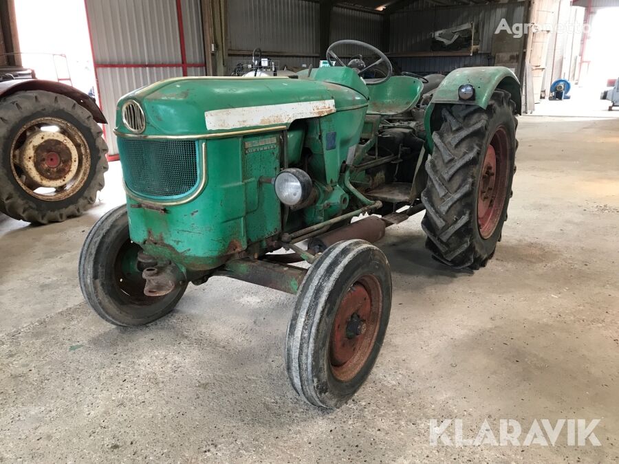 Prodaje se Deutz D 30-05 traktor točkaš na aukciji