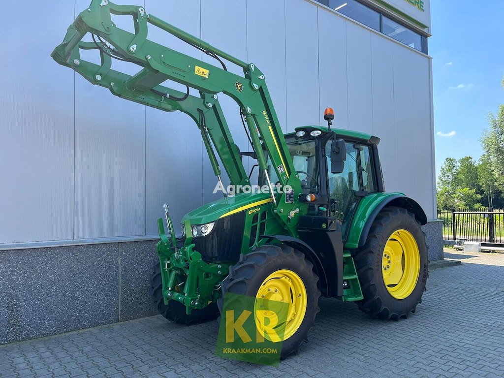 Novi John Deere 6100M traktor točkaš