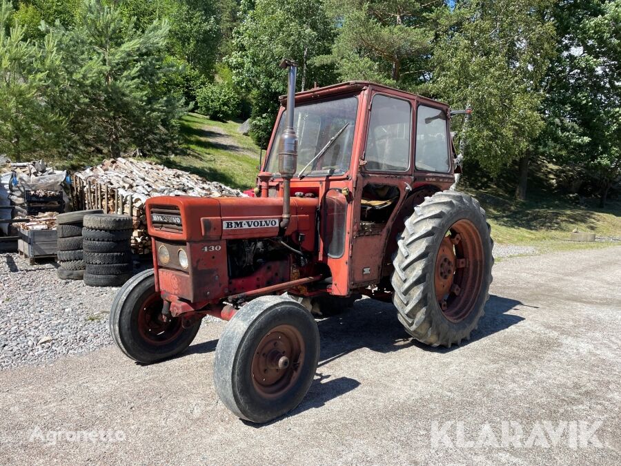 Prodaje se Volvo T 430 traktor točkaš na aukciji