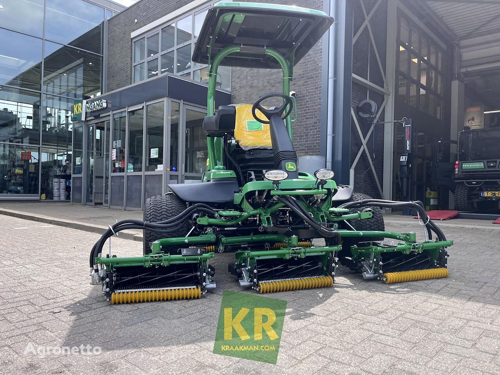 Novi John Deere 8700A traktor kosilica