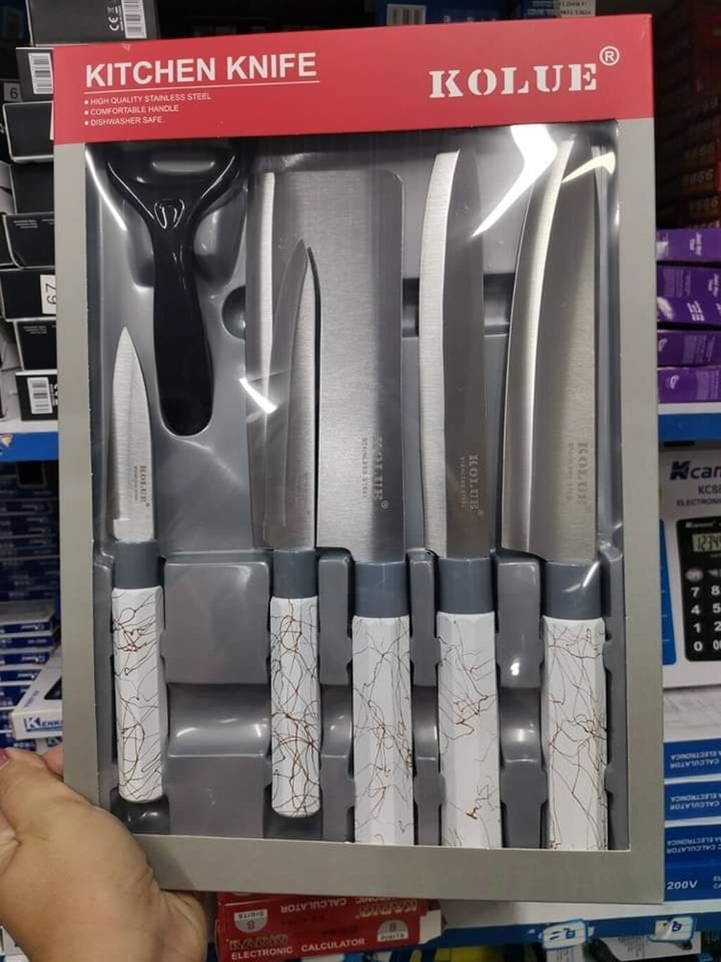 Set noževa 6 komada 2000 din kvalitetnih švajcarskih noževa, izrađenih