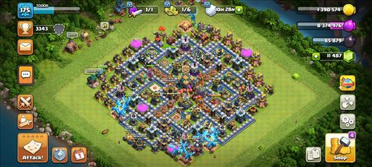 Clash of clans acc preko 11000 gemova