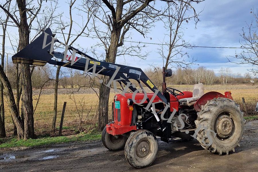 UTOVARIVAC STAJNJAKA PREDNJI -TUR-2 500kg 2-sekcije marke Wol-met sa prikljuccima(TUR-2 C-360 T)