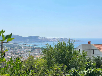 Zemljište u Šušnju sa malom kućom i pogledom na more