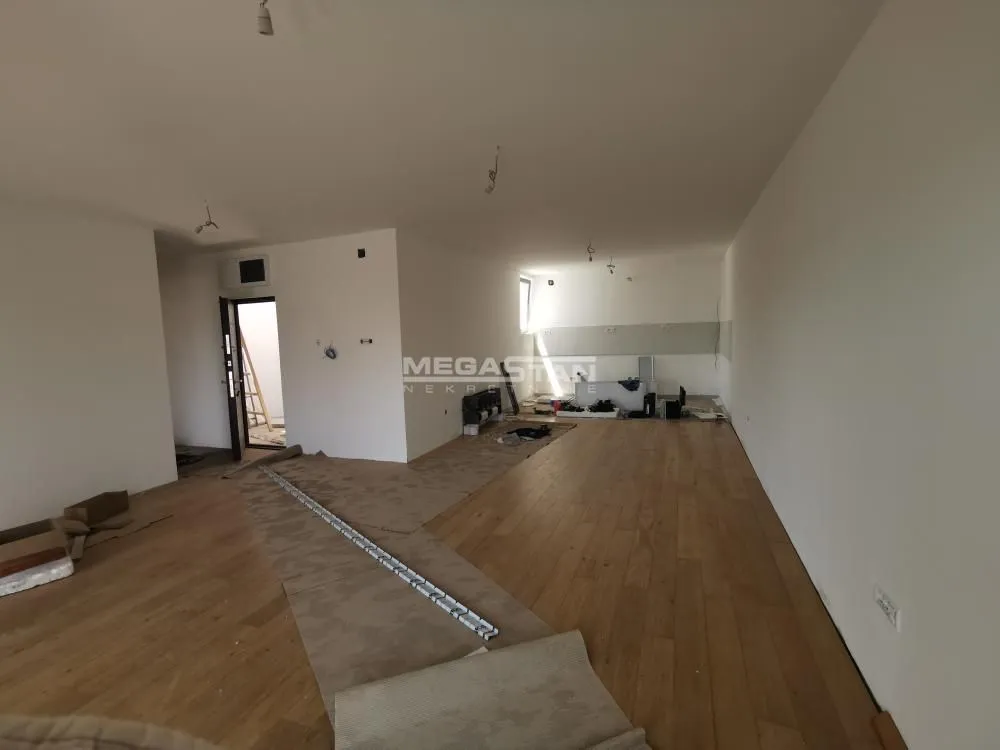 Prodaja, četvorosoban stan, 103m2, Savski Venac, Beograd