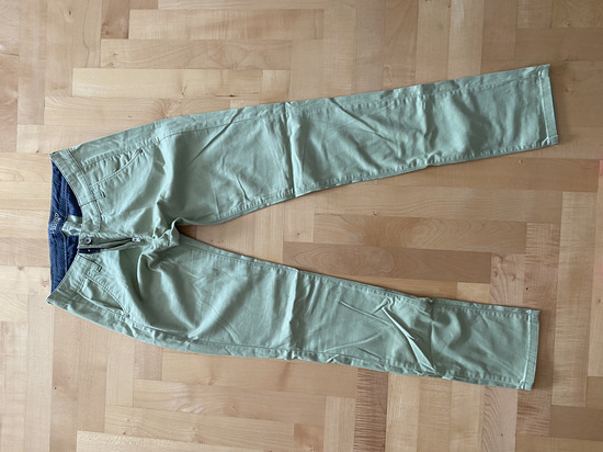 Mint zelene pantalone