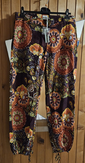 Nove letnje pantalone