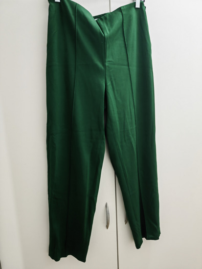 Zenske pantalone zara