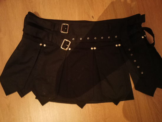 Suknjica goth može i kao donji veš L/Xl
