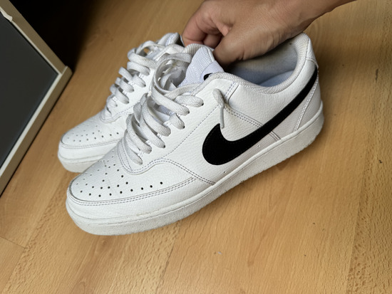 Muske Nike patike 42,5