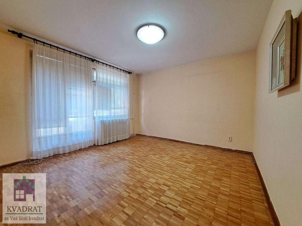 Dvosoban stan 53m2, I sprat, centar, Obrenovac – 79500€