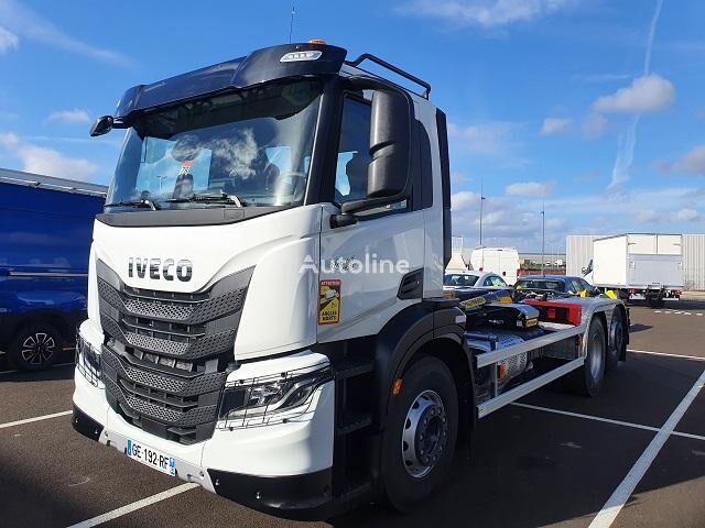 IVECO X WAY 460 kiper