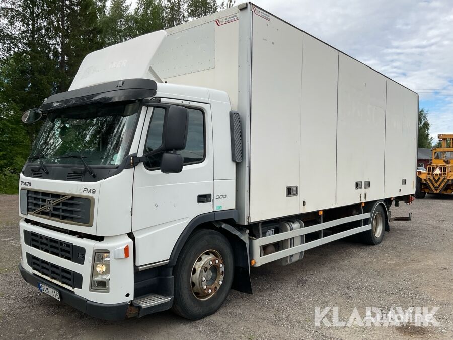 Prodaje se Volvo FM9 300 kamion furgon na aukciji