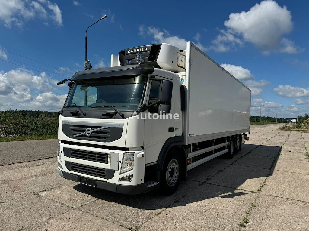 Volvo FM330 6x2*4 EURO 5 + VEB + CARRIER SUPRA 950 MT + MULTITEMP BOX kamion hladnjača