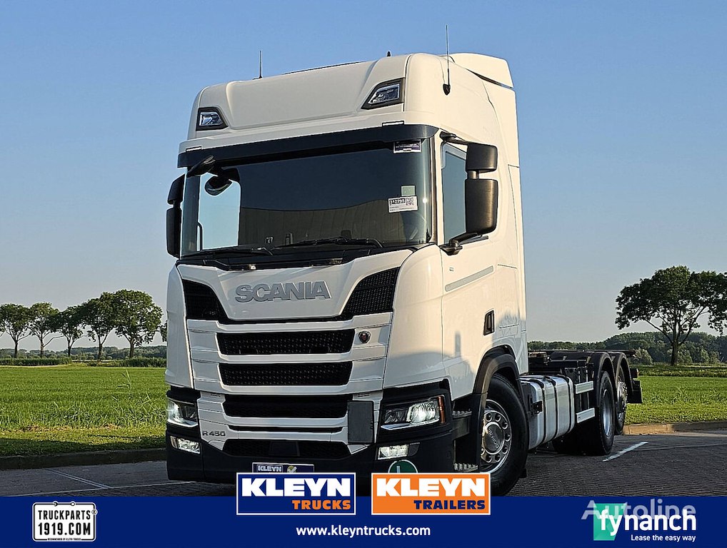 Scania R450 6x2*4 led retarder vozilo za prevoz kontejnera