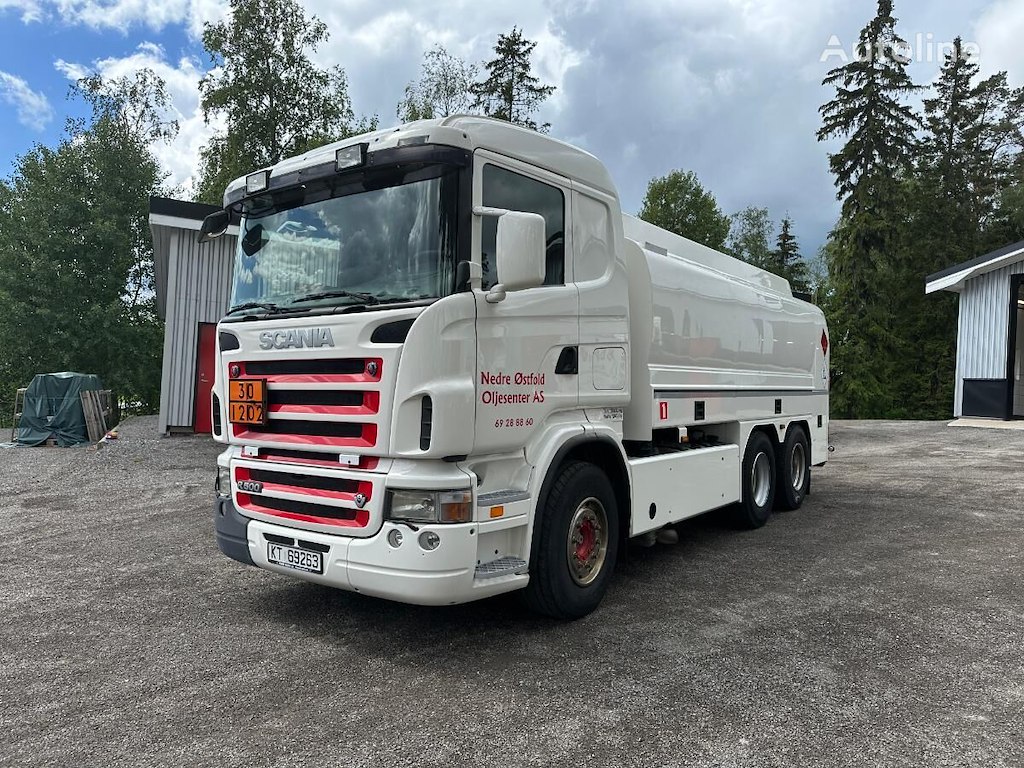 Prodaje se Scania R 500 LB6X2HHA autocisternu za gorivo na aukciji