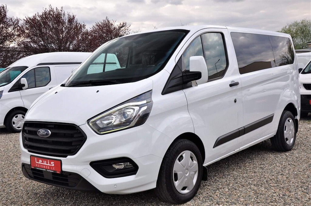 Ford Transit Custom 8 Locuri putnički minibus