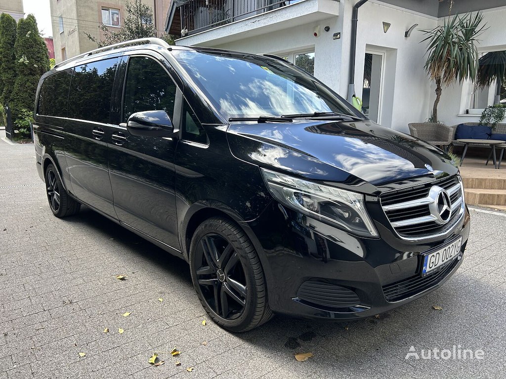 Mercedes-Benz V250 minivan