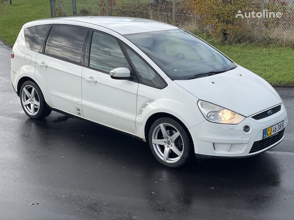 Ford S Max 1,8DIESEL 125 HK sedan