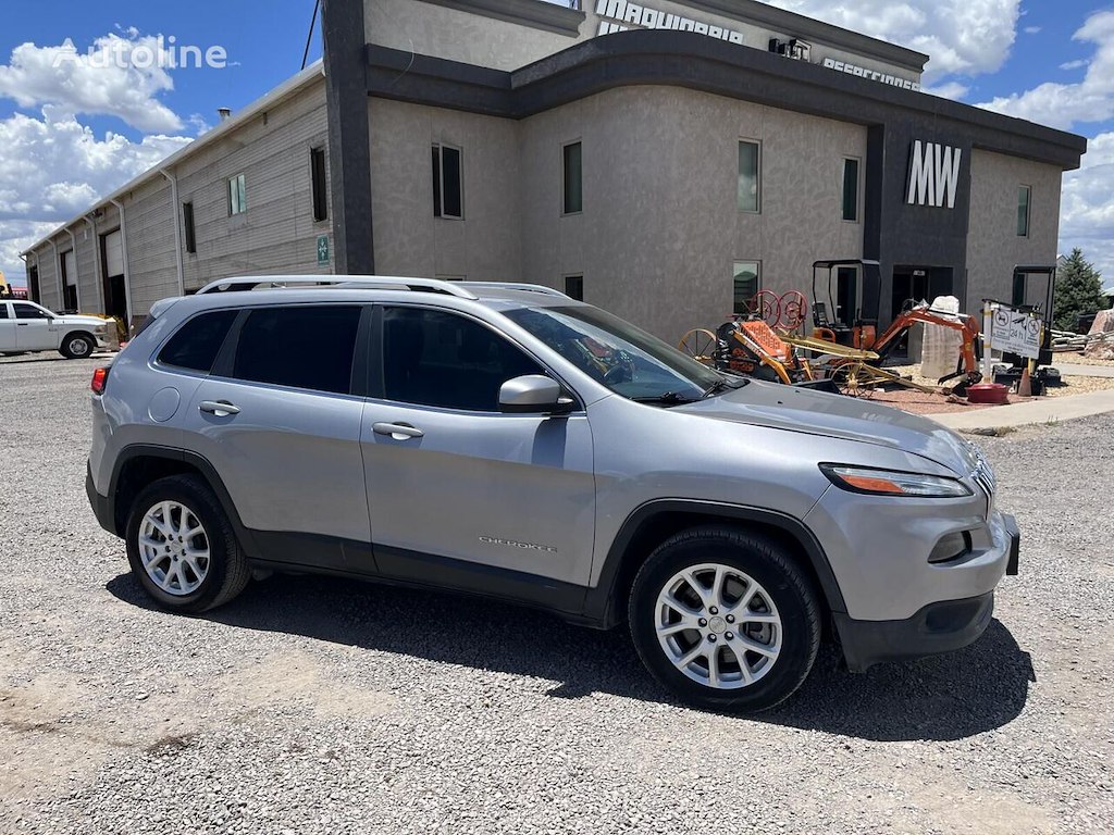 Jeep CHEROKEE terenac