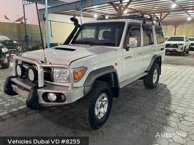 Toyota LAND CRUISER 70 terenac