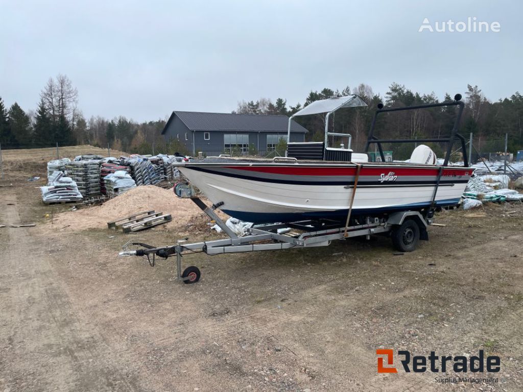 Prodaje se Motorbåt Sylvan 08 med trailer čamac na aukciji