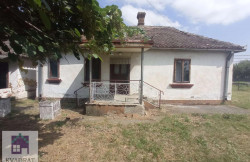 Kuća 46m2+38m2, 73 ara, Obrenovac, Zvečka, 67000€