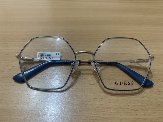 Guess dioptrijski okvir snizeno 3800