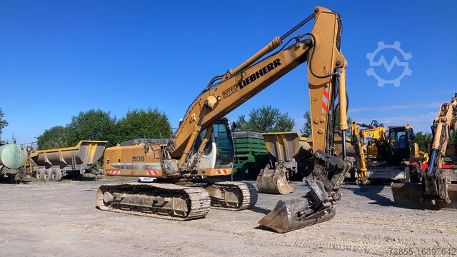 Bageri za puzanje
Liebherr R906 LC Litronic with two buckets